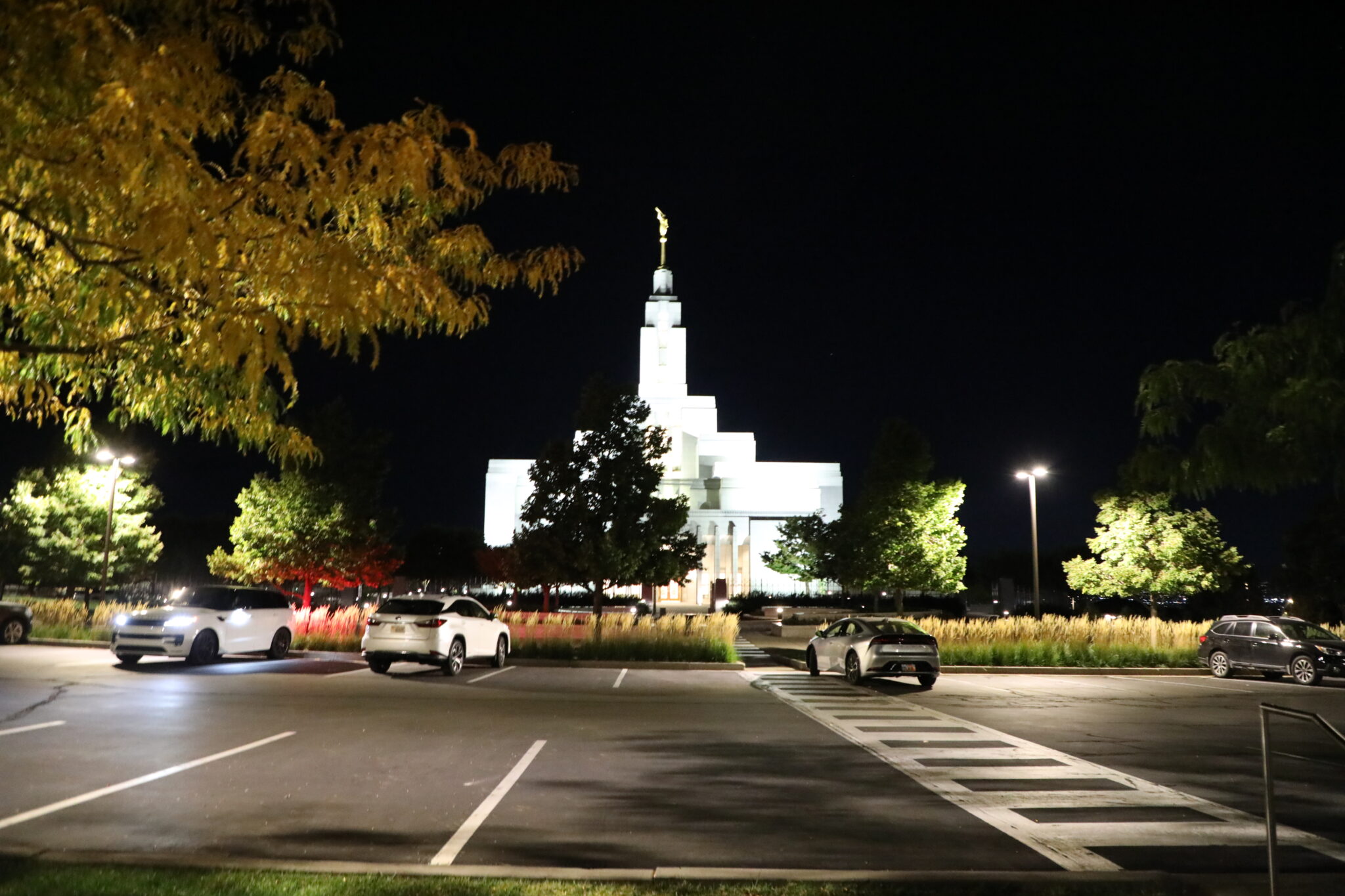 LDS Temple News Presents the Draper Utah Temple House of the Lord ...